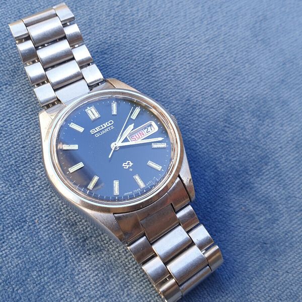 Vintage Seiko Quartz SQ 7546-8360 Day/Date Watch with Black Dial and SS Bracelet | WatchCharts ...