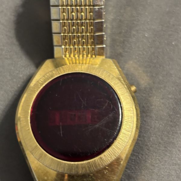 Timex H Cell Digital Wristwatch With Red LED Men's Watch Goldtone Rare ...