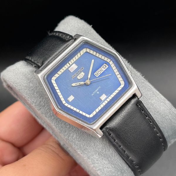 Vintage Seiko 5 Automatic Beautiful Dial Made in japan Menâ s watch 6309-513A | WatchCharts ...