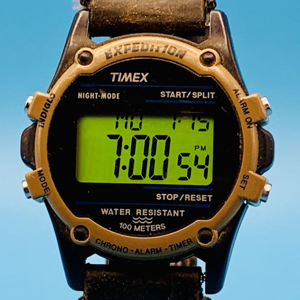 TIMEX EXPEDITION Vintage 2001 Menâ s Digital Quartz Wristwatch Chrono ...