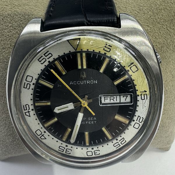 Bulova Accutron Deep Sea 666 "Devil Diver" Inner Bezel | WatchCharts ...