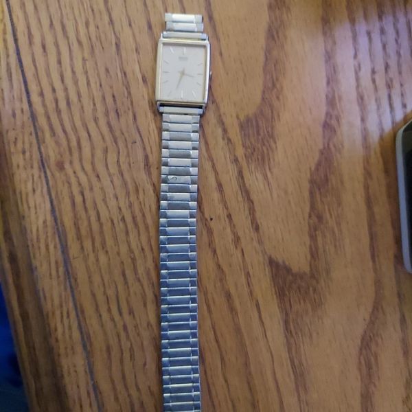 Seiko Tank Watch Men Quartz Gold Dial Gold Tone For Parts | WatchCharts ...