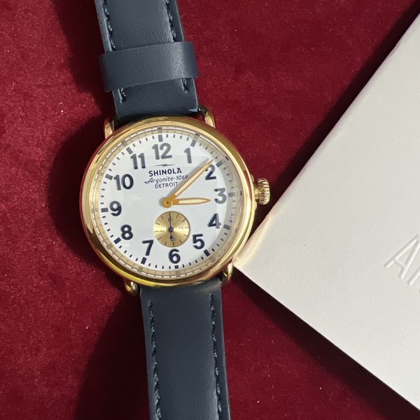 Shinola The Runwell 41mm Quartz Men's watch White Dial and Navy Strap ...