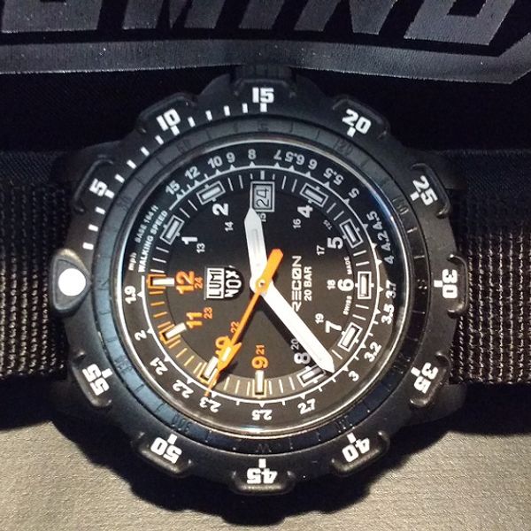 ***SOLD** Luminox 8821 Recon | WatchCharts
