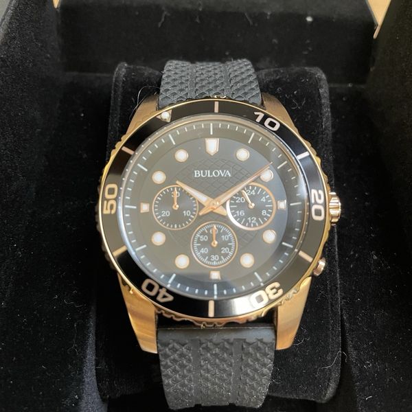Bulova Men's Classic Chronograph Mans Watch 98A192 VGC In Original Box ...