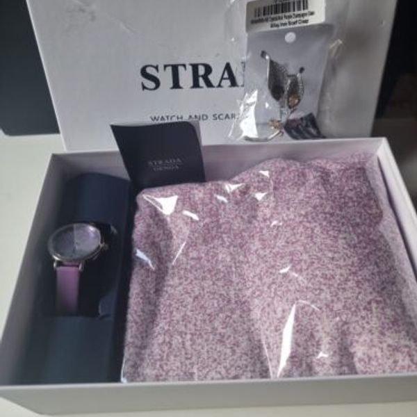 Strada Genoa Watch And Scarf Gift Set New box is little dirty and ...