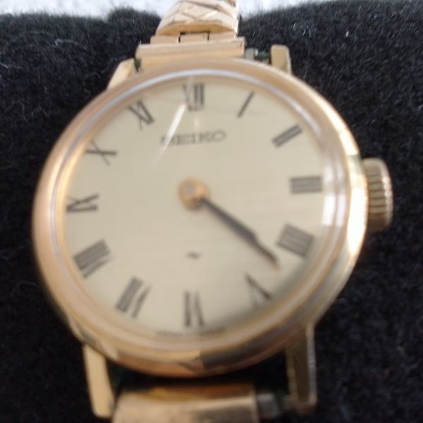 Ladies Seiko Japan M'ment Hand Wind Wristwatch. Working. Ses ...