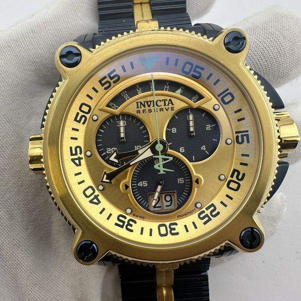 INVICTA Sea Hunter 37000 with a powerful adduction bezel Blue & Gold ...