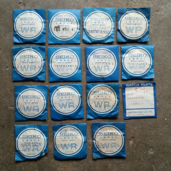Lot Of 15 Seiko Crystals 70's And 80's Glass And Acrylic | WatchCharts