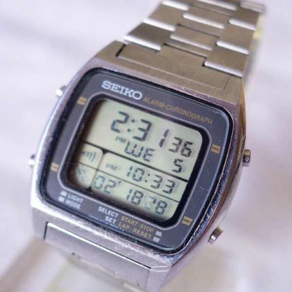 Vintage MENS Seiko A714-5009 All Stainless Quartz Digital Watch Running ...