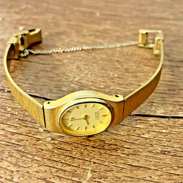 Vintage Citizen CQ Watch Women Quartz Gold Tone Gold Dial Oval 16mm ...