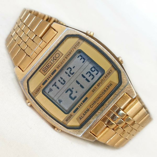 Vintage Seiko Alarm Chronograph Digital Watch A904-5199 Gold 34mm Mens ...