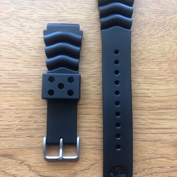 [WTS]/WTT (Seiko SKX Z22 Rubber Strap) | WatchCharts