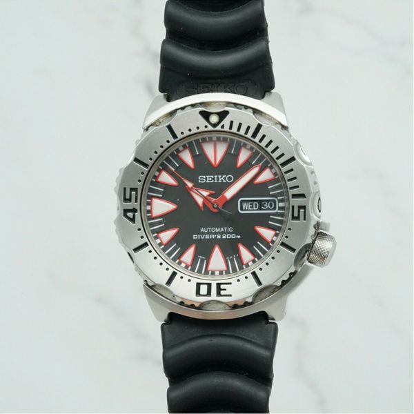 Seiko Superior SRP313K Dracula Monster Men's 200m Diver Automatic watch ...