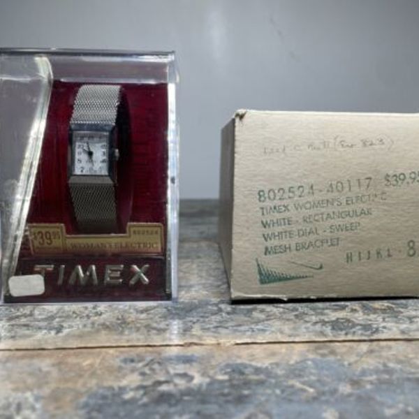 Vintage 70s NEW TIMEX Electric Ladies Watch NEW OLD STOCK NOS Unused in ...