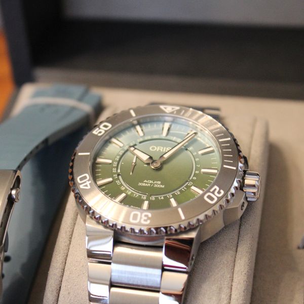 [WTS] Oris Aquis Dat Watt II Limited Edition | WatchCharts Marketplace
