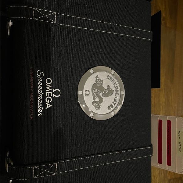 Omega Speedmaster Moonwatch Hesalite 1861 Movement | WatchCharts ...