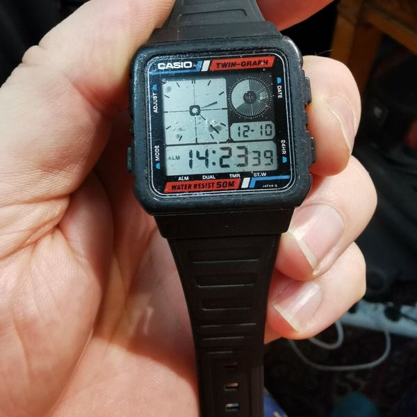 Casio AE-20W twin graph 1980s works read digital watch | WatchCharts ...