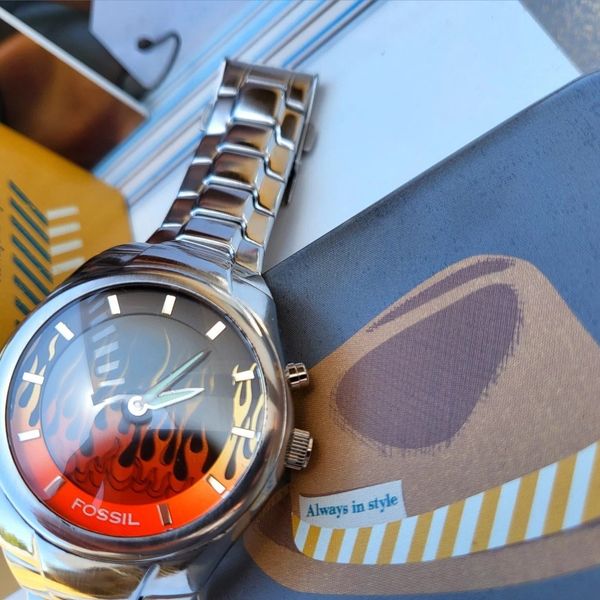Fossil Big Tic Watch FLAMES Background Polished Stainless Steel JR-8115 Works! | WatchCharts ...