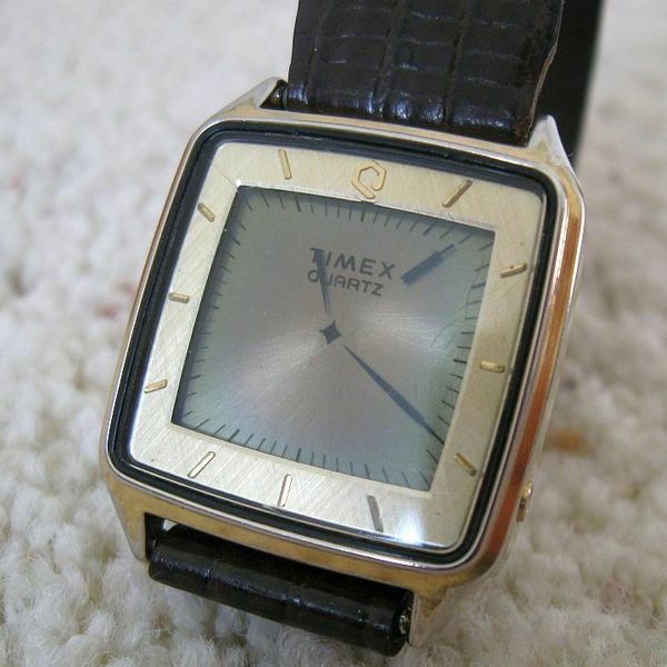 RARE VINTAGE TIMEX ILLUSION SUNBURST DIGITAL HANDS TANK WATCH, NEW ...
