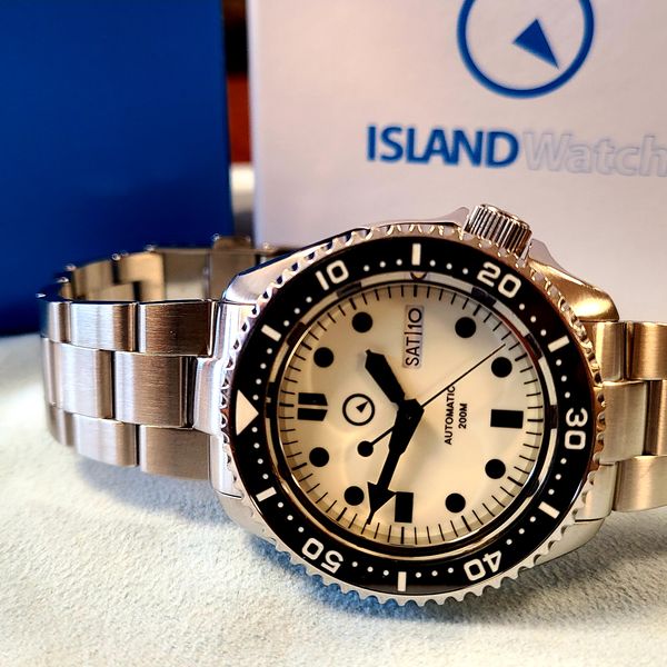 Full-Lume Islander Watch Version of Seiko SKX-007.....$250 ...