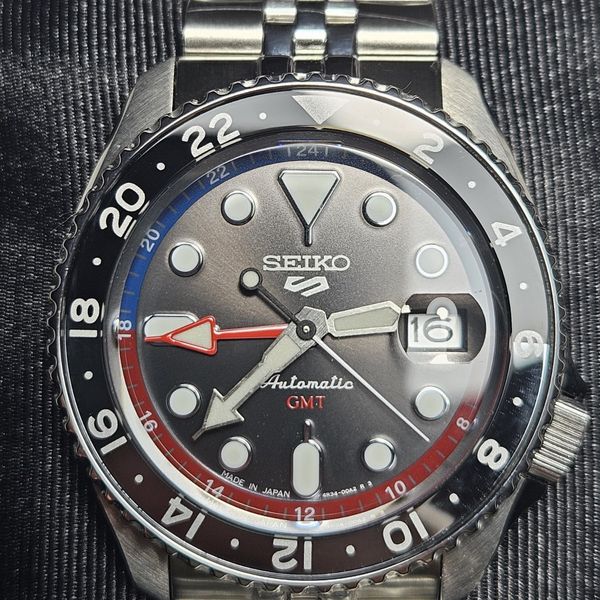 Seiko Sports 5 GMT SSK019 | WatchCharts Marketplace