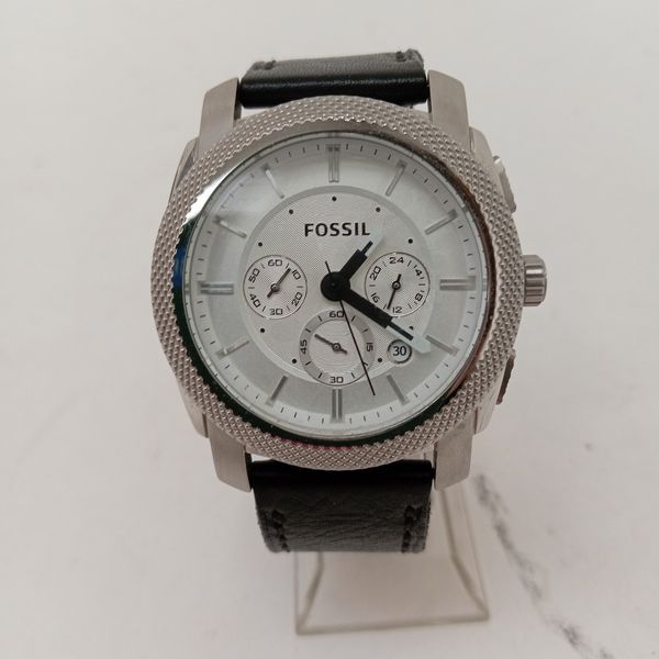 Fossil Men's Chronograph Watch Silver Case Black Leather Strap ...