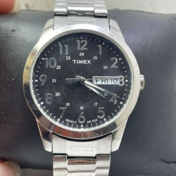 Timex T2M932, Men's Silvertone Expansion Band Watch, Indiglo, Day/Date ...