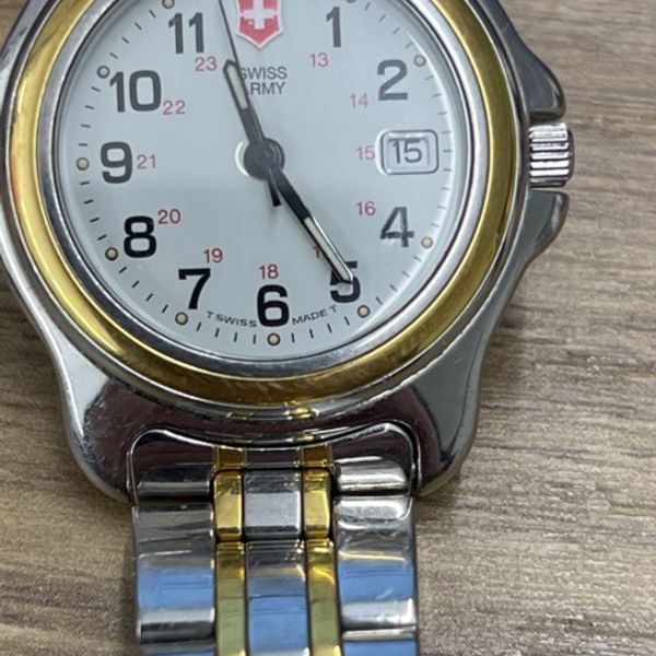 Victorinox Swiss Army Officer Watch Women 32mm White Dial Steel Date ...
