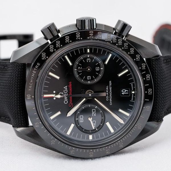 Omega Speedmaster Dark Side of the Moon DSOTM - Excellent / Like new ...