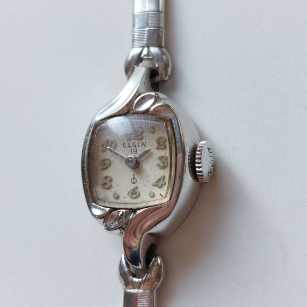 Vintage Lady Elgin Ladies Wrist Watch 10 K RGP Bezel Silver Tone Watch ...