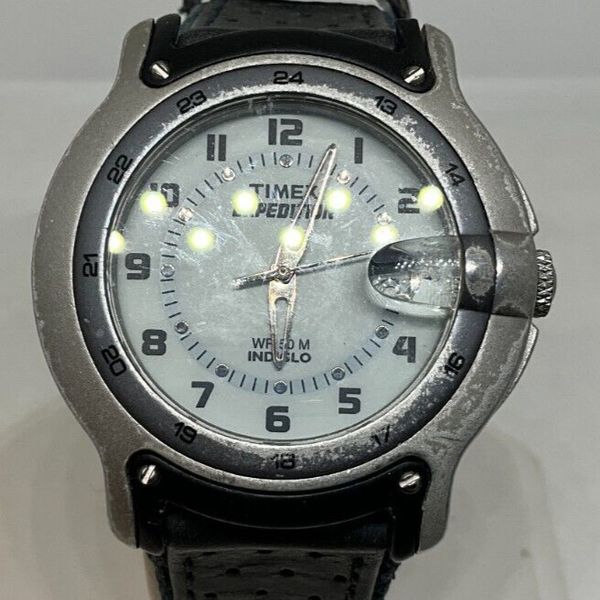 Vintage Timex Expedition, KO model with date, shows age/wear, tested ...
