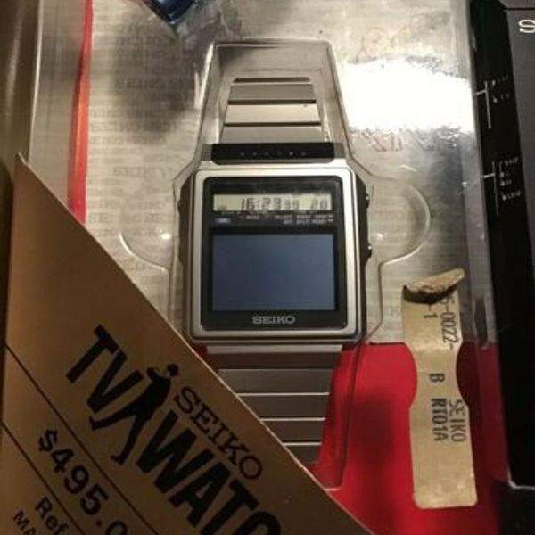 1983 SEIKO TV Watch JAMES BOND 007 Roger Moore Octopussy Guinness Book ...