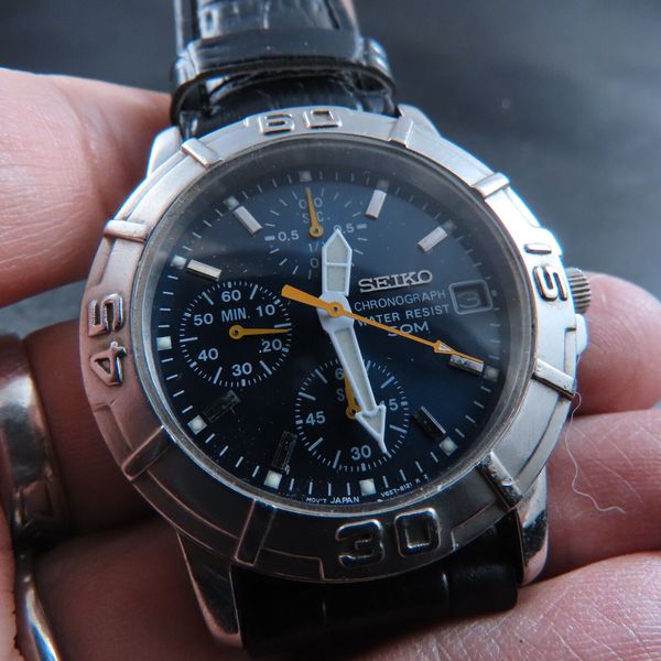 V657 Japan Seiko Chronograph Quartz Men Watch (Need Repair)(Work ...