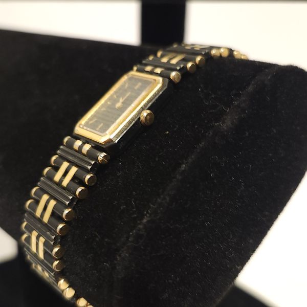 Vintage SEIKO 2E20-7379 RO Gold Tone dial Black Gold RARE Watch Works ...
