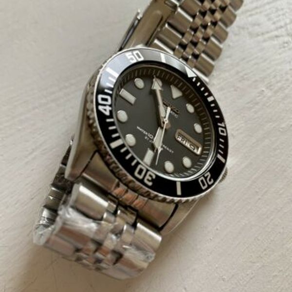 SEIKO DIVER 7S26-0040 SKX031 SUBMARINER AUTOMATIC MEN'S WATCH | WatchCharts
