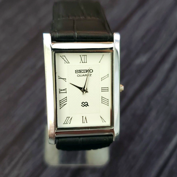 -Vintage Seiko Tank Rectangular Gorgeous White Dial Blk Leather Men ...