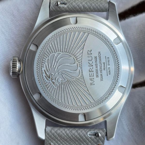[WTS] Pierre Paulin Jumping Hour Men Watch Salmon Dial Automatic watch ...