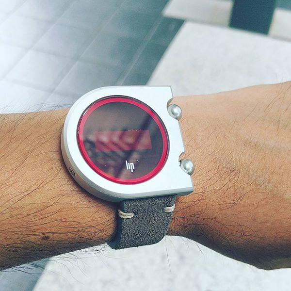 LIP MACH 2000 LED ROGER TALLON NOS | WatchCharts Marketplace
