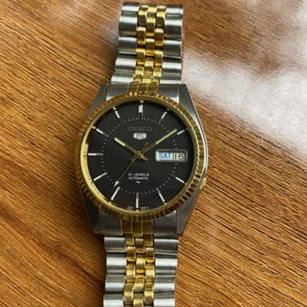 RARE SEIKO 5 AUTOMATIC SNXJ DAY/DATE GOLD SILVER 7009-3110 VTG MEN'S WRISTWATCH | WatchCharts ...