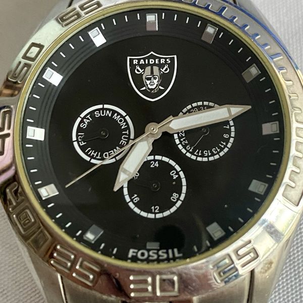 Fossil Menâ s Stainless Steel Watch NFL Raiders Small Logo, Calendar ...