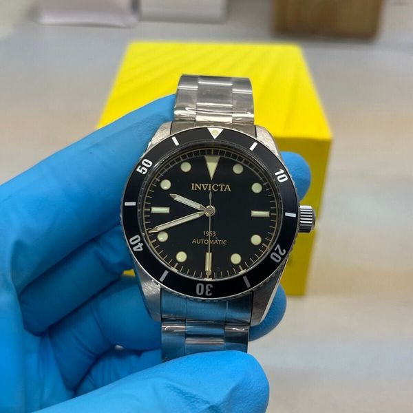 Invicta Vintage Pro Diver Black Dial Automatic Diver's 200M Men's Watch ...