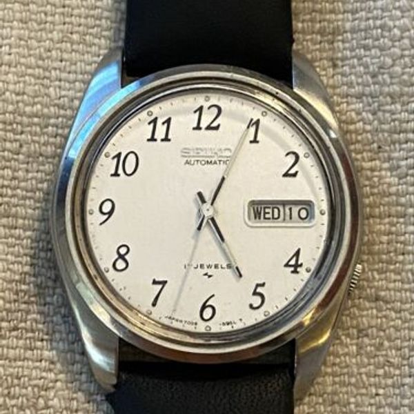 Vintage 1980 Seiko 7009-8219 Automatic Watch | WatchCharts