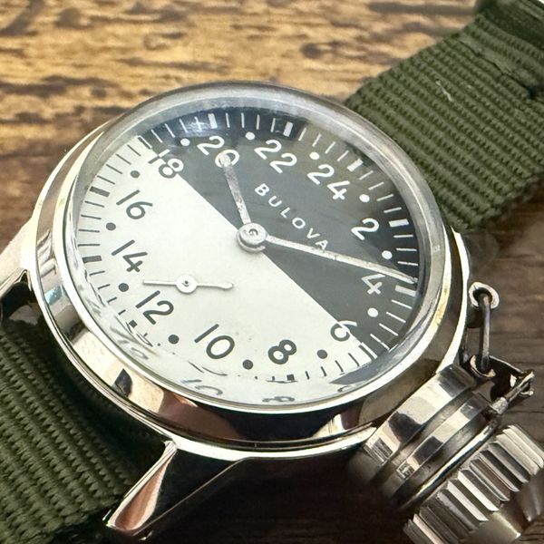 WW2 BULOVA MILITARY WATCH SUB SECOND USN BUSHIPS WITH NEW CANTEEN CASE ...