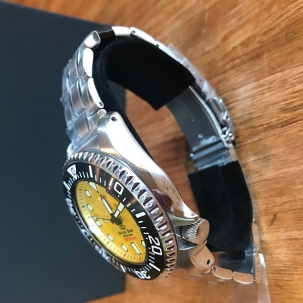 FS: Orient Star automatic 300M Saturation Diver, Yellow dial (WZ0251FD ...