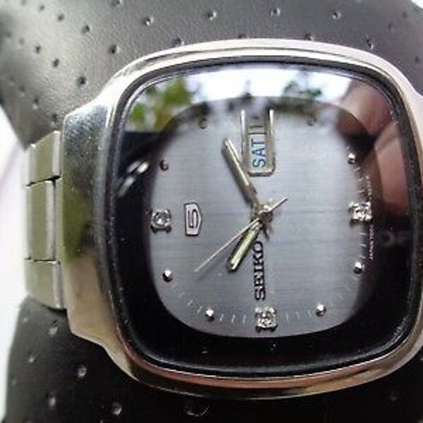 RARE AUTOMATIC 7009-5150 SEIKO 5 GRAY DIAL SQUARE CASE ST STEEL WATCH ...