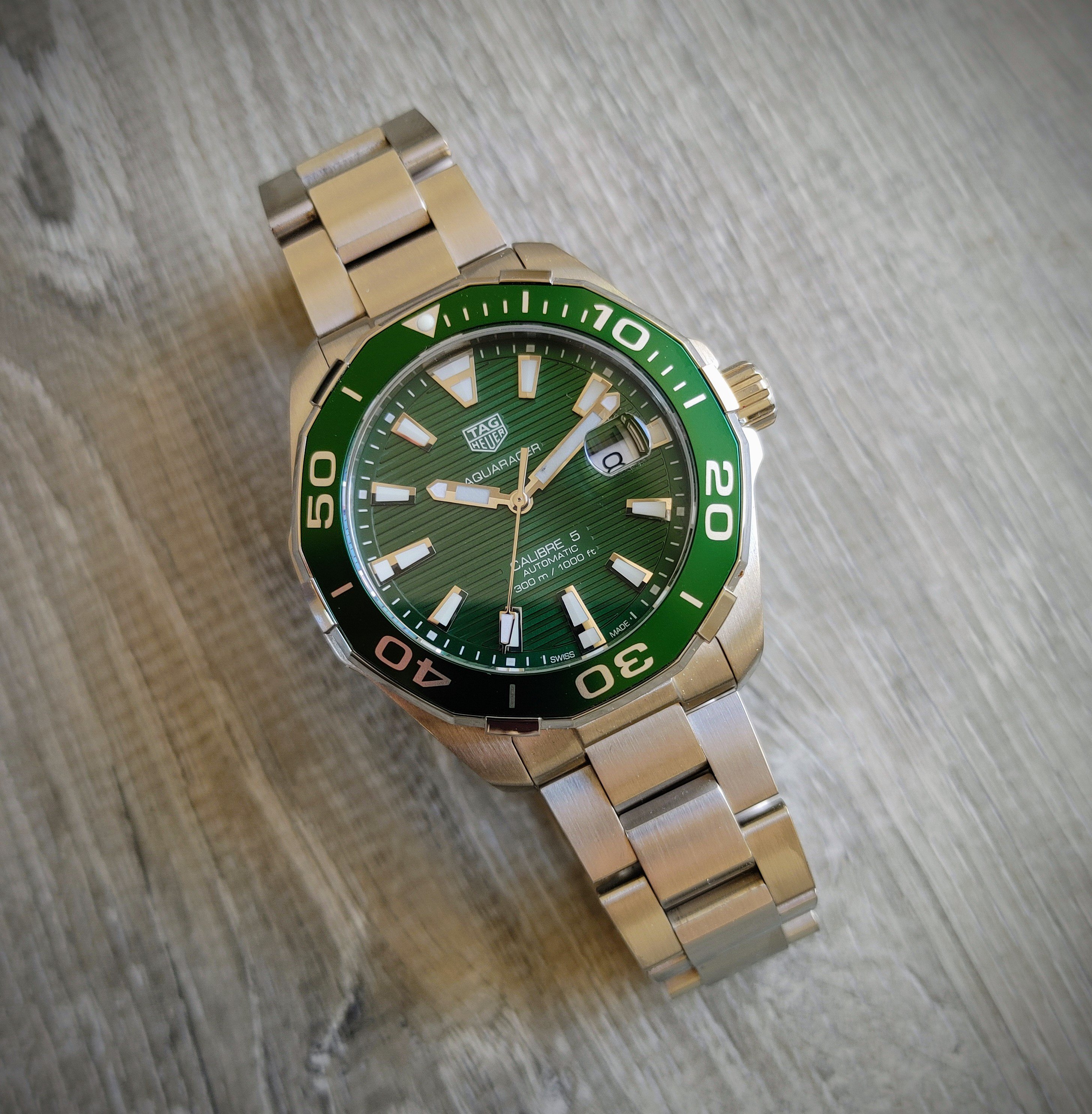 [$1,800 USD] FS: Tag Heuer Aquaracer Calibre 5 Automatic Green Hulk ...