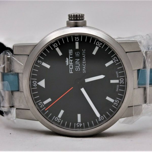 Fortis SPACEMATIC DAY/DATE 40mm SS Watch With Box & Papers Ref: 623.22. ...