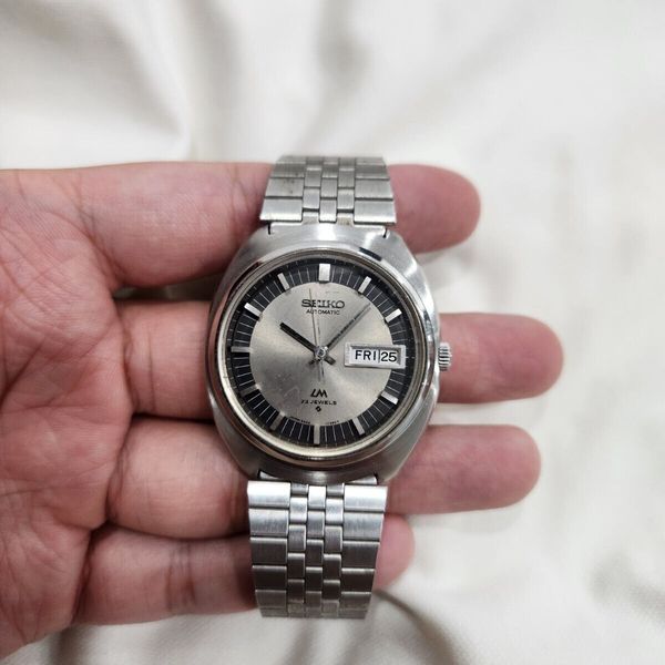 Vintage Seiko LM Automatic 5606-7160 Lord Matic | WatchCharts Marketplace