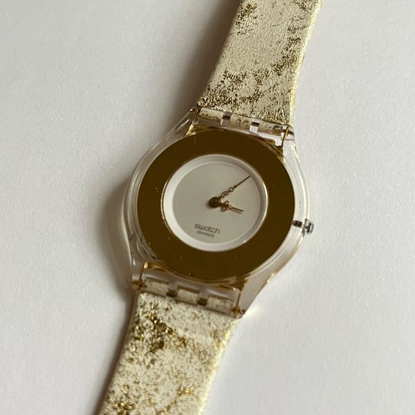 2005 Y2K Swatch Golden Leak Skin Watch SFK274 - Battery Cover Issue ...
